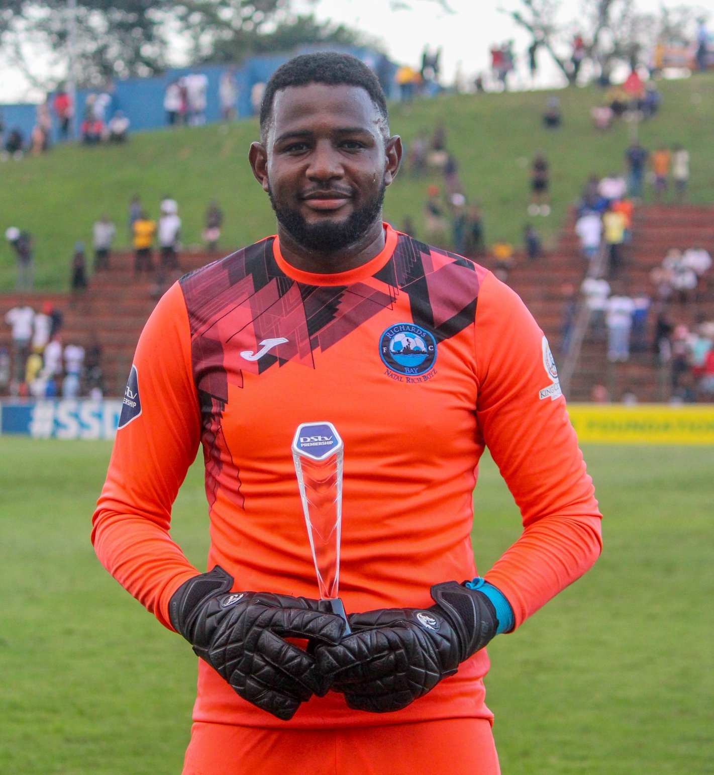 Jamal Salim Magoola signs new contract in South Africa – Swift Sports ...