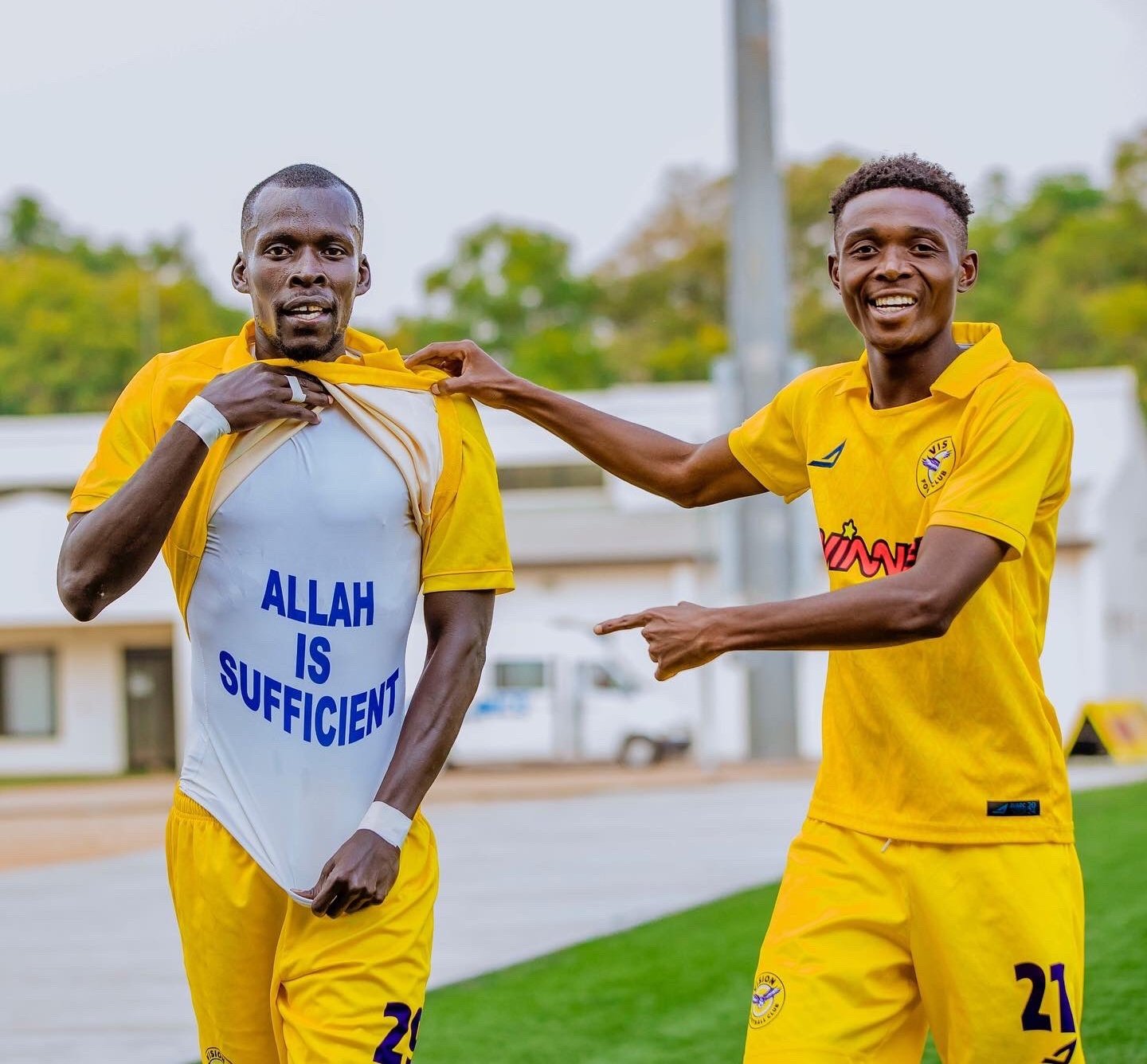 Striker Musa Esenu leaves Rwanda’s Vision FC – Swift Sports Uganda